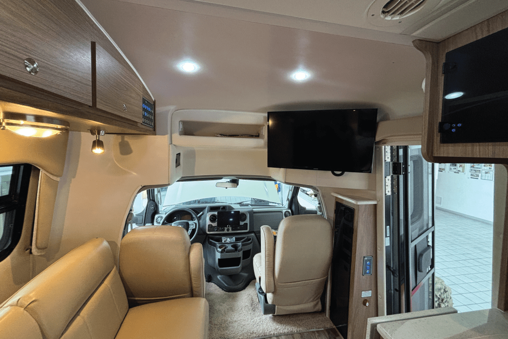 Platinum – Coach House RV